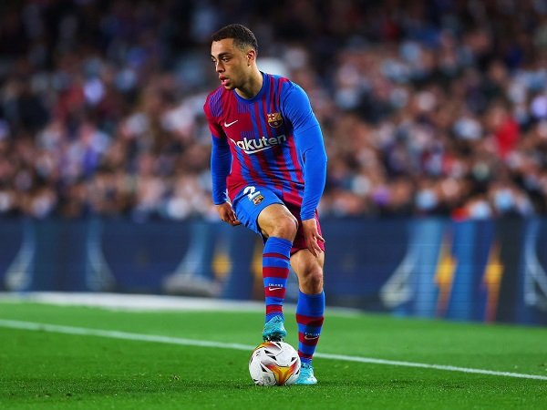 Chelsea Berminat Gaet Sergino Dest dari Barcelona? | Liga Olahraga