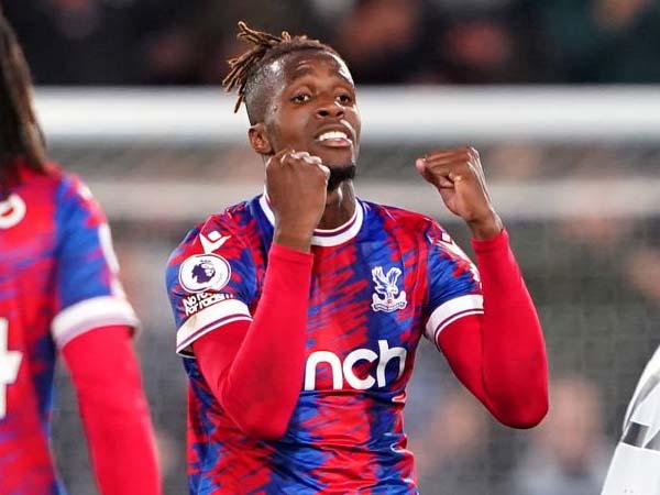 Arsenal Tidak Lagi Tertarik, Wilfried Zaha ke Liverpool? | Liga Olahraga