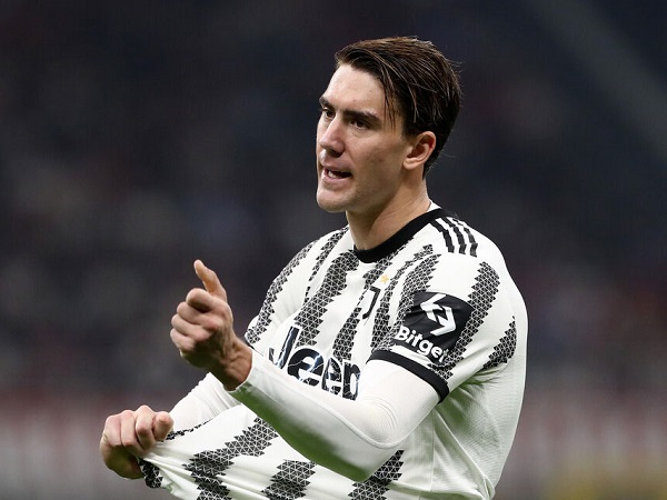 Dusan Vlahovic dan Alex Sandro Terhindar dari Ancaman Cedera | Liga ...