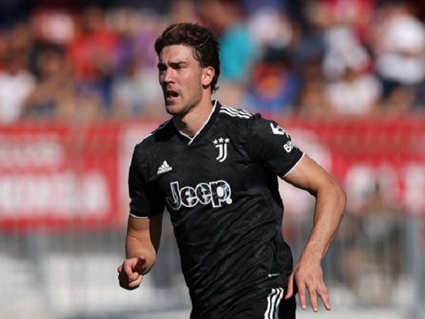 Dusan Vlahovic dan Manuel Locatelli Bakal Absen Kontra Lecce | Liga ...