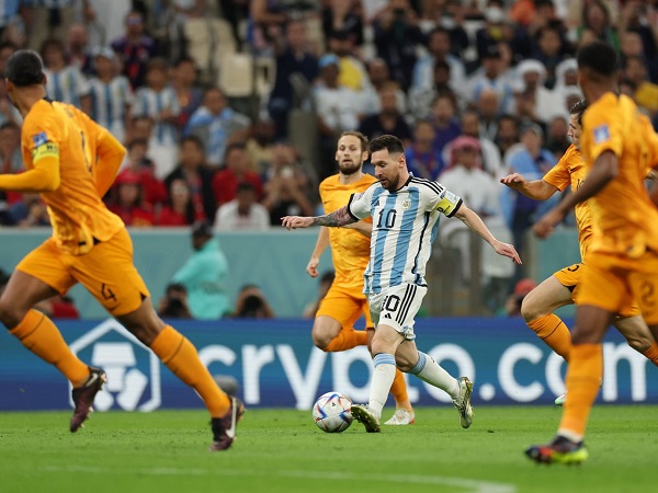 Lionel Messi Kritik Kinerja Wasit di Laga Argentina Kontra Belanda ...