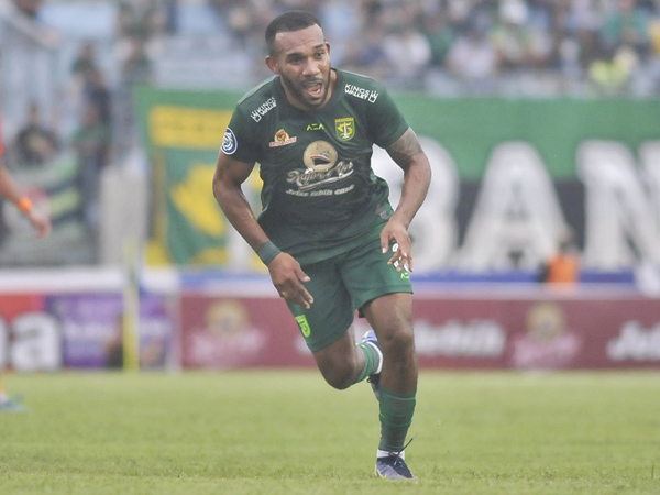 Disulap Aji Santoso Jadi Striker, Penampilan Michael Rumere Tuai Pujian ...