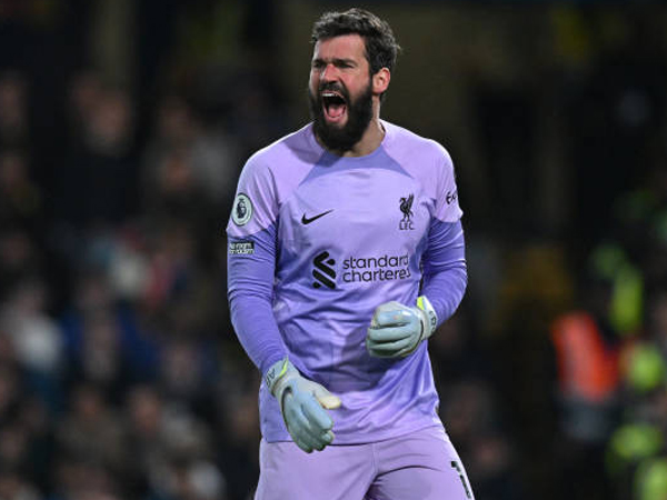 Liverpool Tahan Imbang Chelsea, Fabinho Puji Penampilan Alisson Becker ...