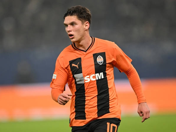 Chelsea Terdepan dalam Pengejaran Bintang Shakhtar, Georgiy Sudakov ...