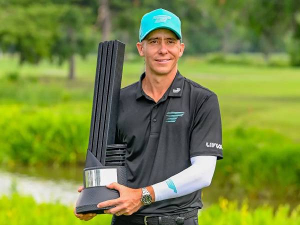 Carlos Ortiz Ungguli Adrian Meronk Untuk Menangkan LIV Golf Houston ...