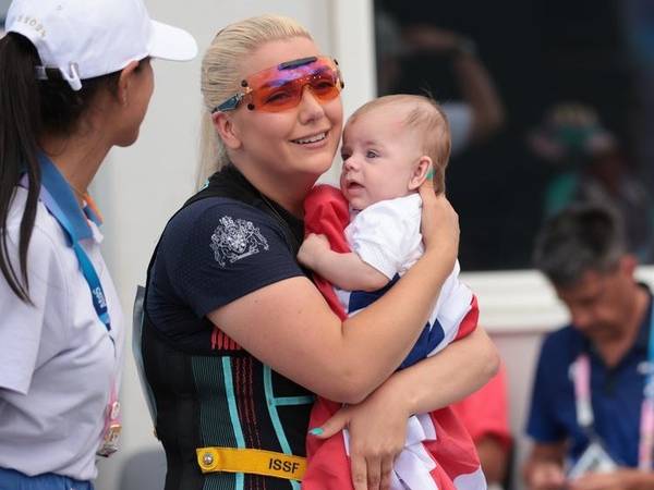 Olimpiade 2024: Ketangguhan "Ibu Baru" Amber Rutter Berbuah Medali ...