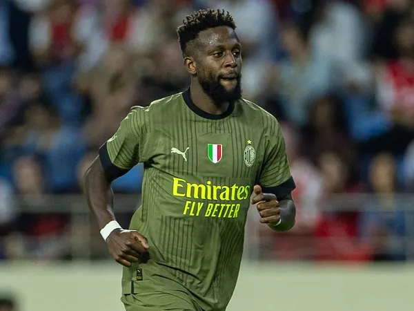 Gagal Cetak Gol Lagi, Divock Origi Dicemooh Fans Milan di San Siro ...