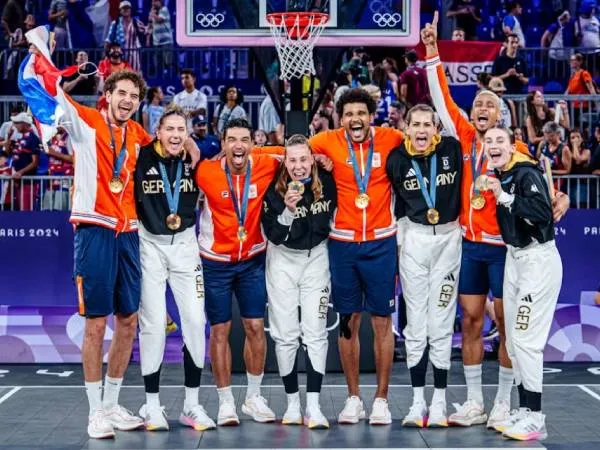 Olimpiade Paris 2024: Belanda Dan Jerman Gondol Emas Bola Basket 3x3 ...