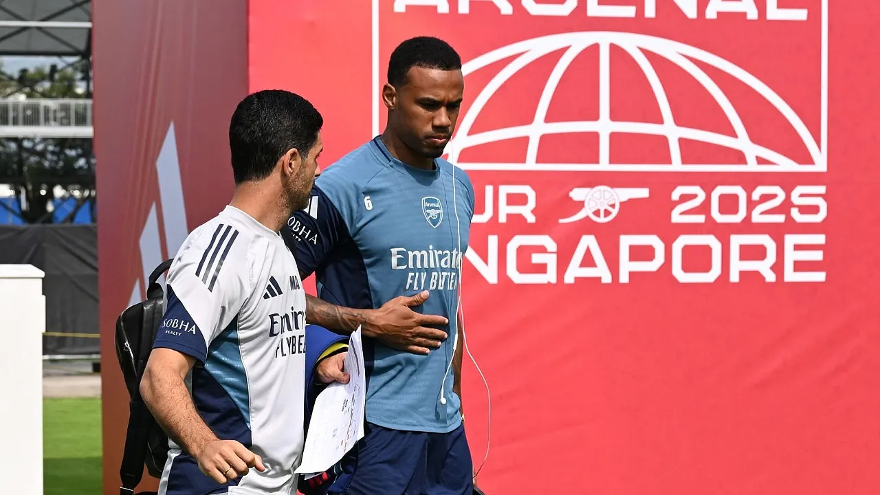Mikel Arteta: Gabriel Magalhaes Kini Salah Satu Bek Tengah Terbaik ...
