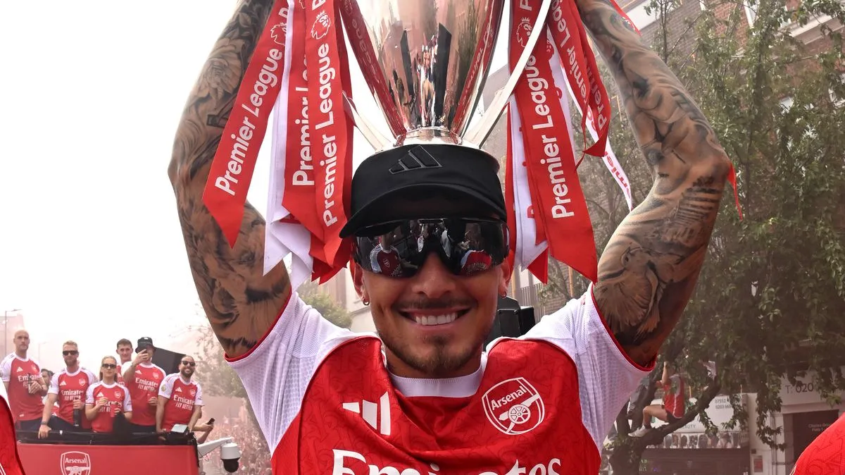 Ben White Bikin Heboh di Parade Arsenal, Gyokeres Kesal | Liga Olahraga